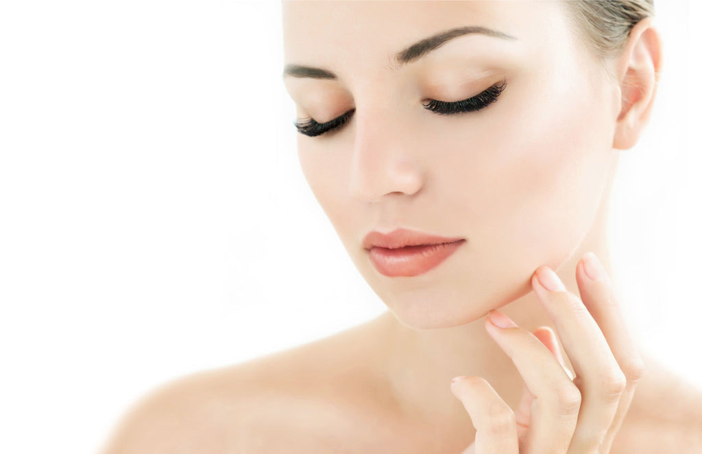 The 5 Best Natural-Looking Eyelashes of 2023 | False Eyelashes